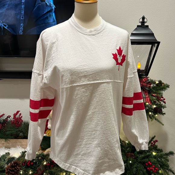 Disney | Tops | Rare Disney New O Canada Spirit Jersey Red And White ...